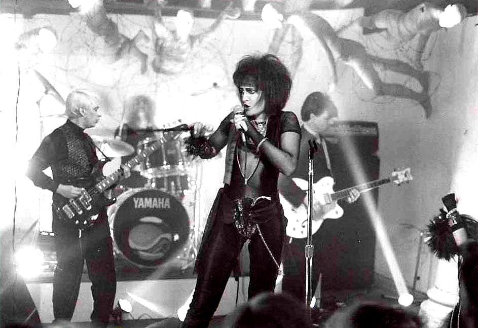 Exploring Goth Musician Bands: Legends, Underground Favorites, and New ...