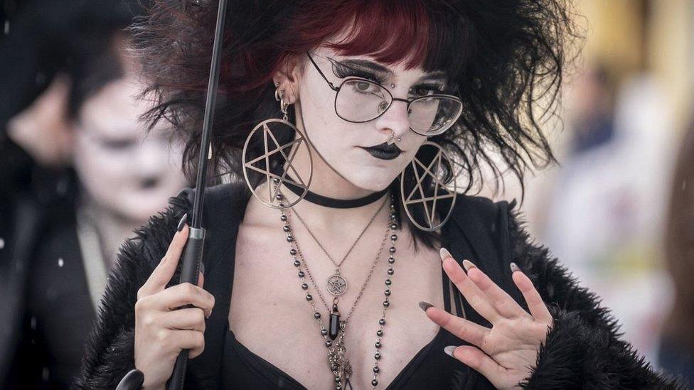 What is Goth Erome? A Guide to Understanding the Darker Side of Aesthe ...